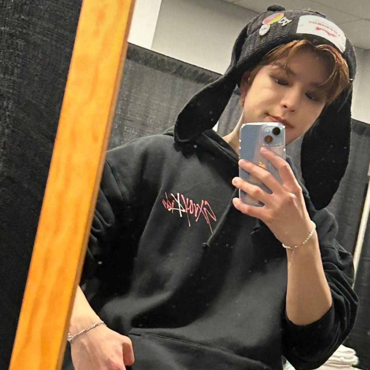 StrayKids Lee Know & Seungmin Style Knitted Hat with Long Ears – kheartshop